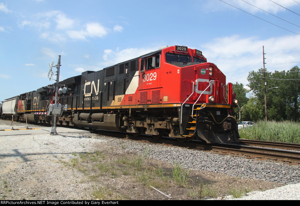 An Eastbound CN Pair